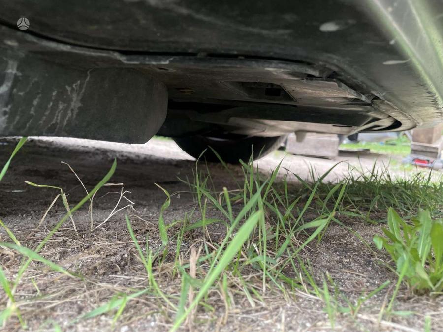 Zils BMW 725 1997 Viļņa, ar dzinēja tilpumu 2.50 L un nobraukumu 365 tūkst. km par 1500 €, foto 34 vietnē AUTOMOTO.COM.LV