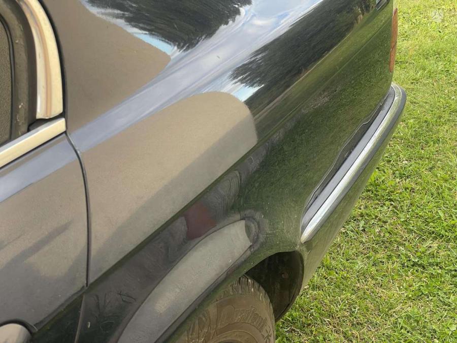 Zils BMW 725 1997 Viļņa, ar dzinēja tilpumu 2.50 L un nobraukumu 365 tūkst. km par 1500 €, foto 45 vietnē AUTOMOTO.COM.LV