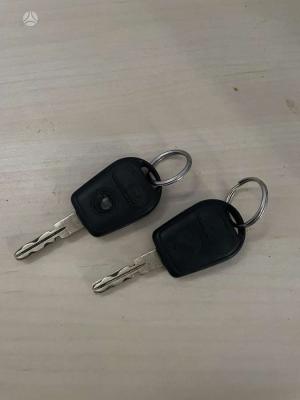 Zils BMW 725 1997 Viļņa, ar dzinēja tilpumu 2.50 L un nobraukumu 365 tūkst. km par 1500 €, foto 53 vietnē AUTOMOTO.COM.LV