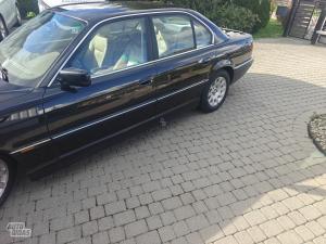 Melns BMW 728 2000 Klaipėda, ar dzinēja tilpumu 2.80 L un nobraukumu 252 tūkst. km par 5200 €, foto 3 vietnē AUTOMOTO.COM.LV