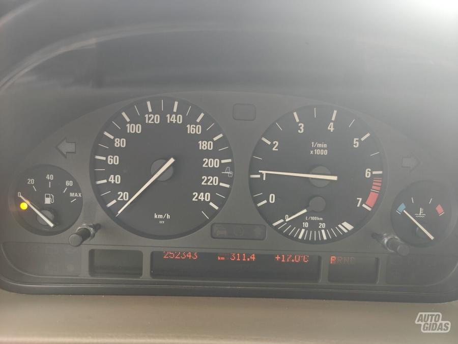 Melns BMW 728 2000 Klaipėda, ar dzinēja tilpumu 2.80 L un nobraukumu 252 tūkst. km par 5200 €, foto 10 vietnē AUTOMOTO.COM.LV