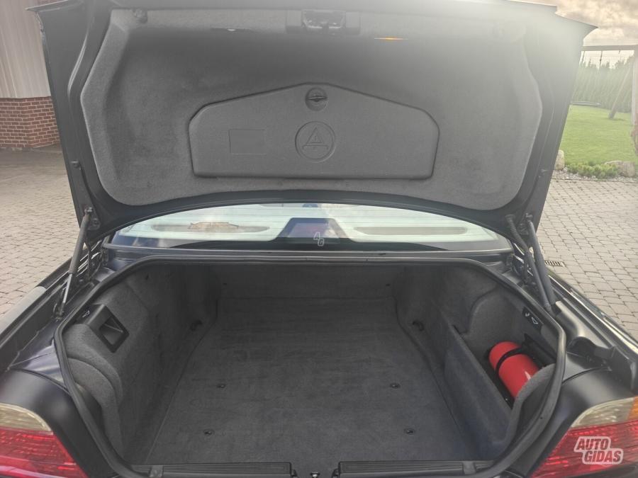 Melns BMW 728 2000 Klaipėda, ar dzinēja tilpumu 2.80 L un nobraukumu 252 tūkst. km par 5200 €, foto 14 vietnē AUTOMOTO.COM.LV