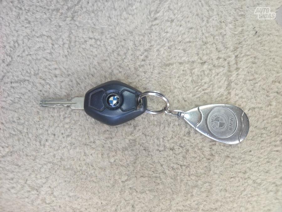 Melns BMW 728 2000 Klaipėda, ar dzinēja tilpumu 2.80 L un nobraukumu 252 tūkst. km par 5200 €, foto 16 vietnē AUTOMOTO.COM.LV