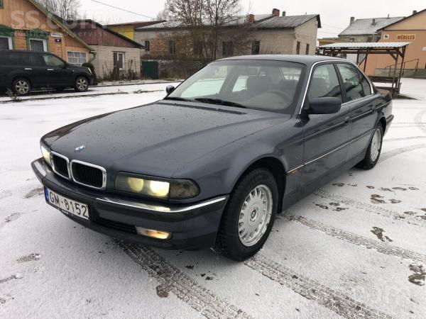 Blue BMW 728 1996 in Kraslava, with an engine capacity of 2.80 L and mileage of 0 thousand km for 5500 €, photo 1 on AUTOMOTO.COM.LV