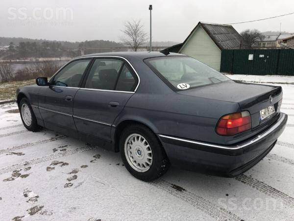 Blue BMW 728 1996 in Kraslava, with an engine capacity of 2.80 L and mileage of 0 thousand km for 5500 €, photo 2 on AUTOMOTO.COM.LV