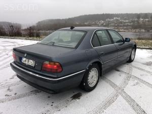 Zils BMW 728 1996 Krāslava, ar dzinēja tilpumu 2.80 L un nobraukumu 0 tūkst. km par 5500 €, foto 3 vietnē AUTOMOTO.COM.LV