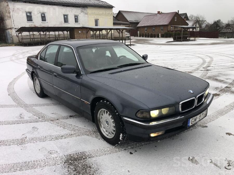Zils BMW 728 1996 Krāslava, ar dzinēja tilpumu 2.80 L un nobraukumu 0 tūkst. km par 5500 €, foto 4 vietnē AUTOMOTO.COM.LV