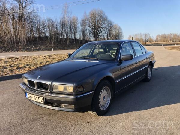 Zils BMW 728 1996 Krāslava, ar dzinēja tilpumu 2.80 L un nobraukumu 0 tūkst. km par 5000 €, foto 1 vietnē AUTOMOTO.COM.LV