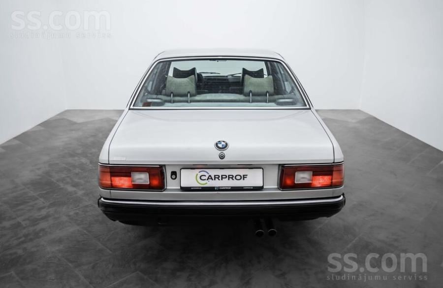Pelēks BMW 728 1982 Tallina, ar dzinēja tilpumu 2.80 L un nobraukumu 160 tūkst. km par 10999 €, foto 6 vietnē AUTOMOTO.COM.LV