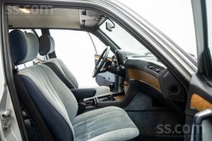 Pelēks BMW 728 1982 Tallina, ar dzinēja tilpumu 2.80 L un nobraukumu 160 tūkst. km par 10999 €, foto 11 vietnē AUTOMOTO.COM.LV