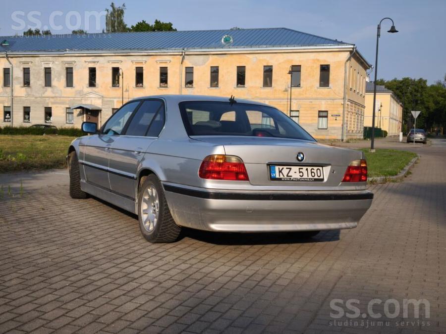 Grey BMW 728 2000 in Daugavpils, with an engine capacity of 2.80 L and mileage of 290 thousand km for 3500 €, photo 14 on AUTOMOTO.COM.LV