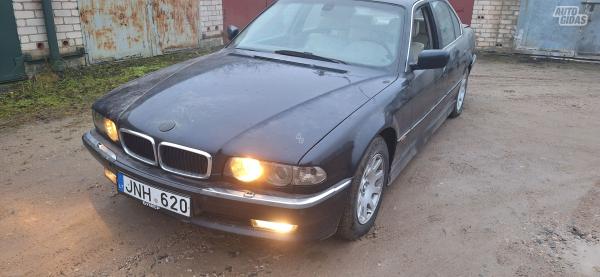 BMW 728 1999 in Radviliskis, with an engine capacity of 2.70 L and mileage of 562 thousand km for 2500 €, photo 2 on AUTOMOTO.COM.LV