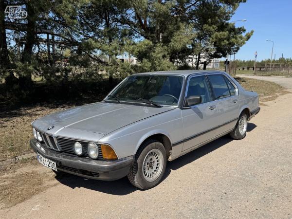 BMW 728 1986 in Lazdijai, with an engine capacity of 2.80 L and mileage of 194 thousand km for 7200 €, photo 7 on AUTOMOTO.COM.LV