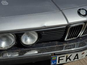 BMW 728 1986 in Lazdijai, with an engine capacity of 2.80 L and mileage of 194 thousand km for 7200 €, photo 23 on AUTOMOTO.COM.LV