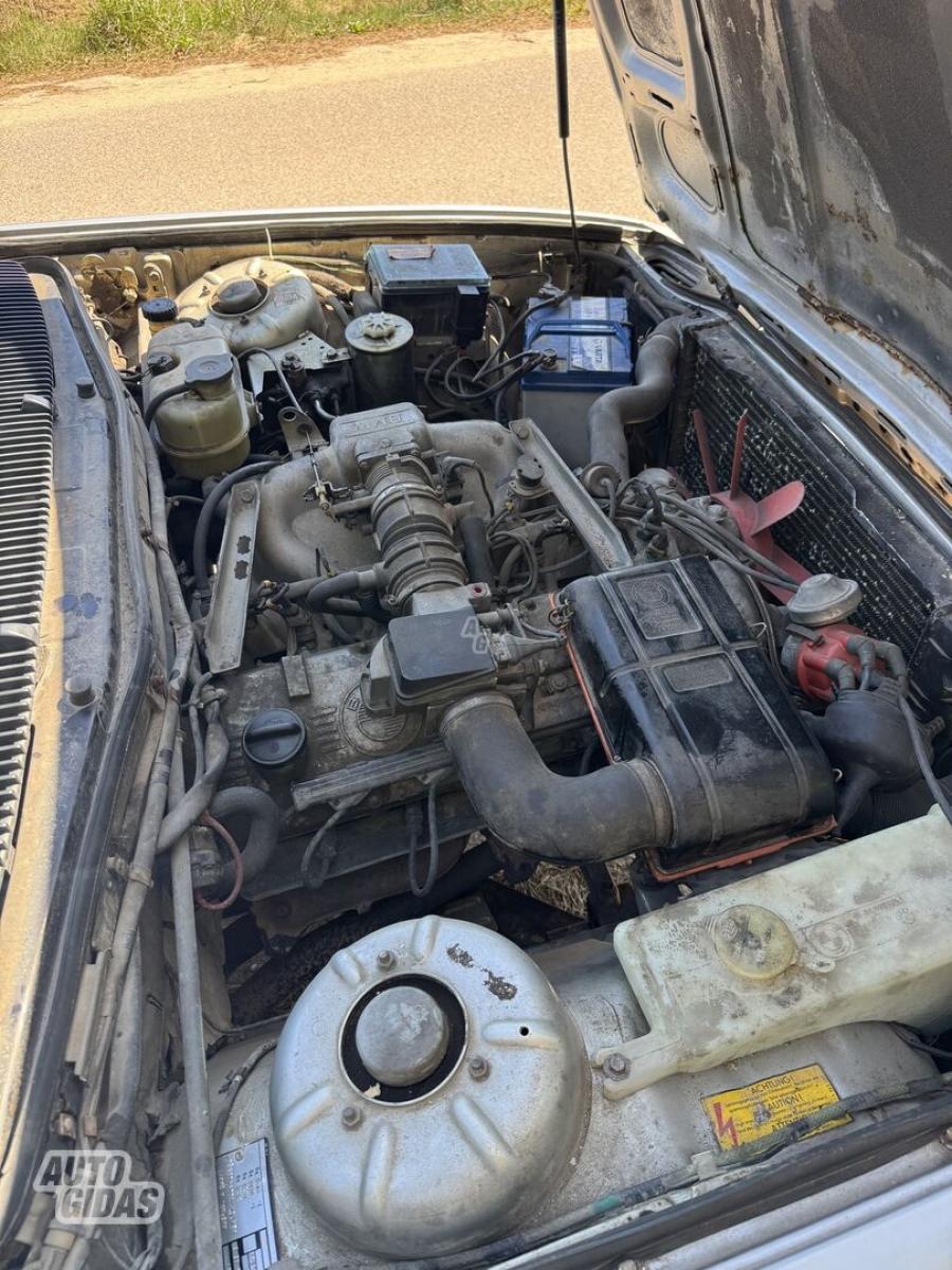 BMW 728 1986 in Lazdijai, with an engine capacity of 2.80 L and mileage of 194 thousand km for 7200 €, photo 29 on AUTOMOTO.COM.LV