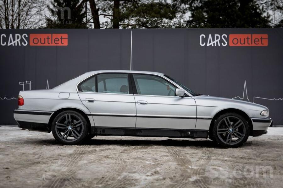 BMW 728 1997 in Riga, with an engine capacity of 2.80 L and mileage of 356 thousand km for 4490 €, photo 4 on AUTOMOTO.COM.LV