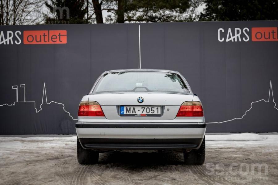 BMW 728 1997 in Riga, with an engine capacity of 2.80 L and mileage of 356 thousand km for 4490 €, photo 8 on AUTOMOTO.COM.LV