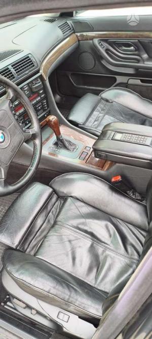 BMW 728 1997 Viļņa, ar dzinēja tilpumu 2.80 L un nobraukumu 370 tūkst. km par 3200 €, foto 5 vietnē AUTOMOTO.COM.LV