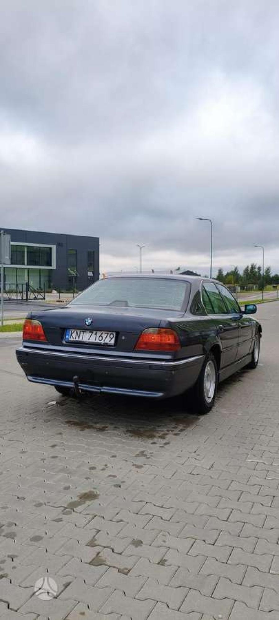 BMW 728 1997 Viļņa, ar dzinēja tilpumu 2.80 L un nobraukumu 370 tūkst. km par 3200 €, foto 14 vietnē AUTOMOTO.COM.LV