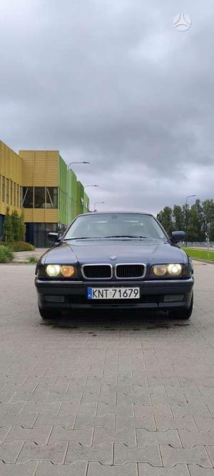 BMW 728 1997 Viļņa, ar dzinēja tilpumu 2.80 L un nobraukumu 370 tūkst. km par 3200 €, foto 17 vietnē AUTOMOTO.COM.LV