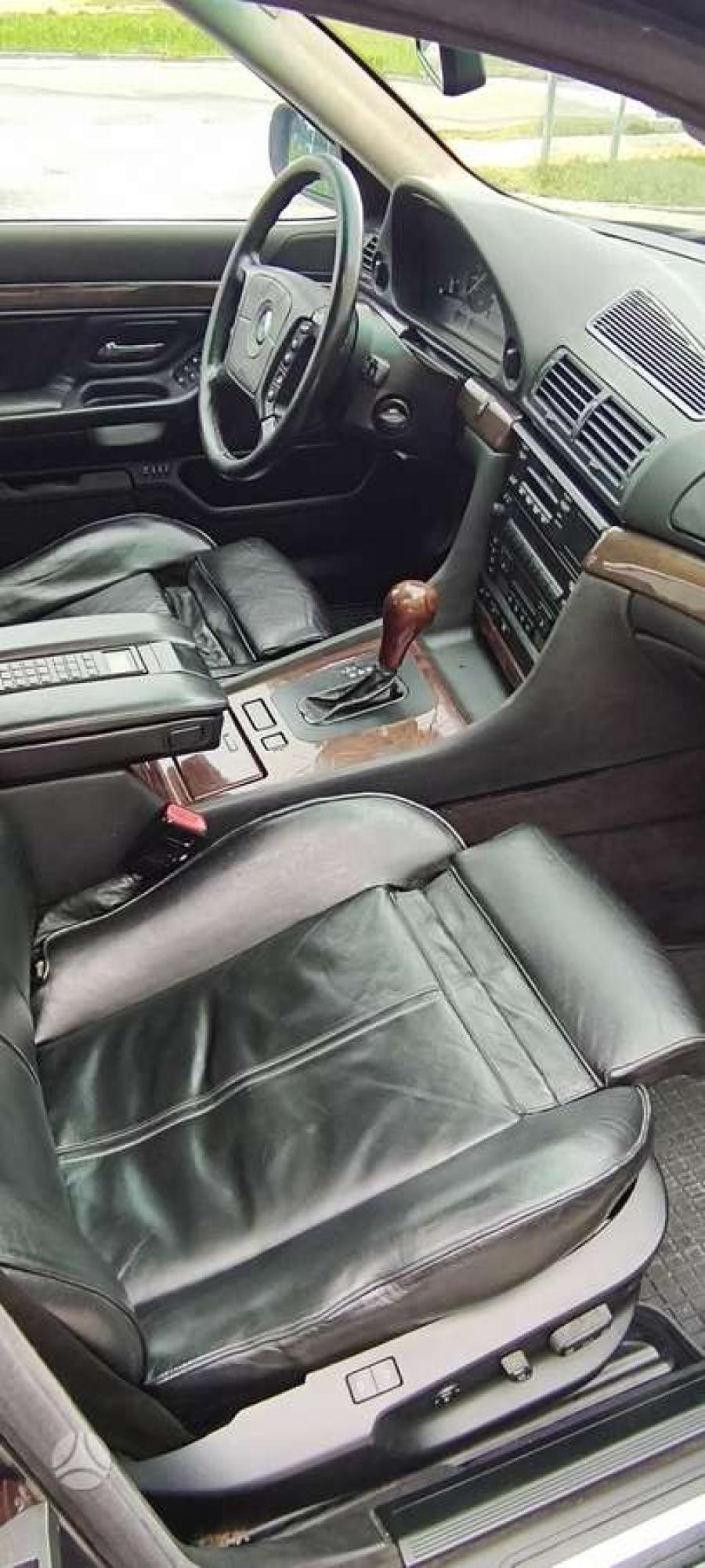 BMW 728 1997 Viļņa, ar dzinēja tilpumu 2.80 L un nobraukumu 370 tūkst. km par 3200 €, foto 20 vietnē AUTOMOTO.COM.LV