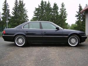 BMW 728 1998 in Sigulda, with an engine capacity of 2.80 L and mileage of 271 thousand km for 7950 €, photo 8 on AUTOMOTO.COM.LV