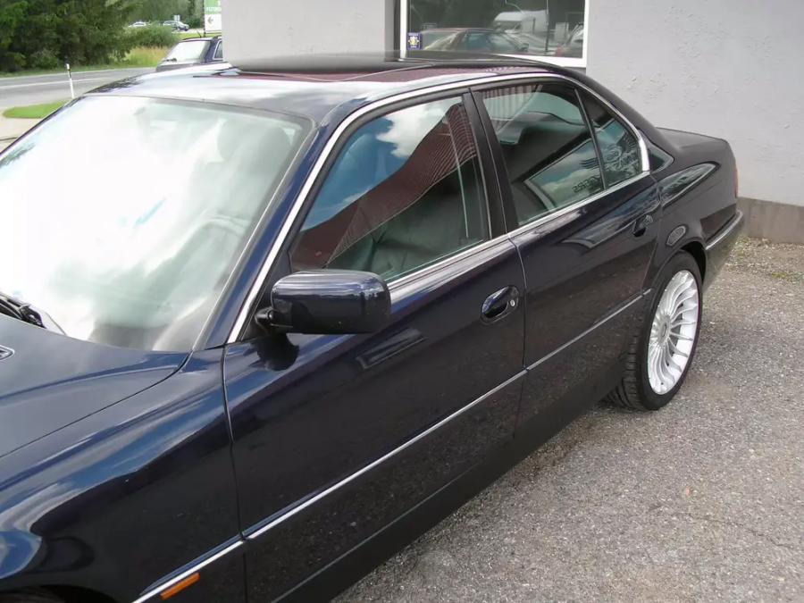 BMW 728 1998 in Sigulda, with an engine capacity of 2.80 L and mileage of 271 thousand km for 7950 €, photo 14 on AUTOMOTO.COM.LV