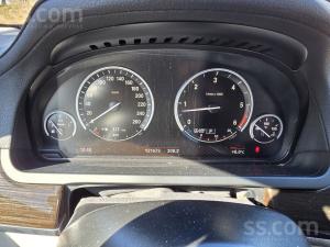 Черный БМВ 730 2015 в Рига, объемом двигателя 3.00 л и пробегом 122 тыс. км за 16000 €, фото 9 на AUTOMOTO.COM.LV