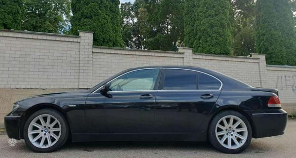 Melns BMW 730 2003 Viļņa, ar dzinēja tilpumu 3.00 L un nobraukumu 414 tūkst. km par 2950 €, foto 4 vietnē AUTOMOTO.COM.LV
