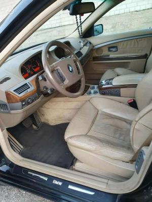 Black BMW 730 2003 in Vilnius, with an engine capacity of 3.00 L and mileage of 414 thousand km for 2950 €, photo 10 on AUTOMOTO.COM.LV