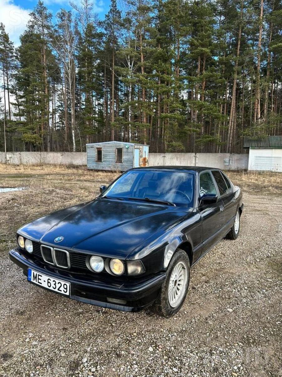 Melns BMW 730 1991 Rīga, ar dzinēja tilpumu 3.00 L un nobraukumu 361 tūkst. km par 3950 €, foto 7 vietnē AUTOMOTO.COM.LV