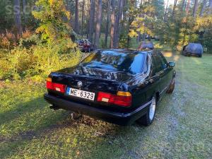 Melns BMW 730 1991 Rīga, ar dzinēja tilpumu 3.00 L un nobraukumu 361 tūkst. km par 3950 €, foto 21 vietnē AUTOMOTO.COM.LV
