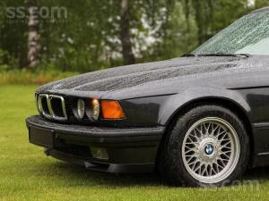 Melns BMW 730 1993 Valmiera, ar dzinēja tilpumu 3.00 L un nobraukumu 246 tūkst. km par 15000 €, foto 5 vietnē AUTOMOTO.COM.LV