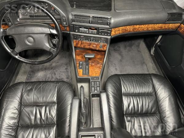 Melns BMW 730 1993 Valmiera, ar dzinēja tilpumu 3.00 L un nobraukumu 246 tūkst. km par 15000 €, foto 6 vietnē AUTOMOTO.COM.LV