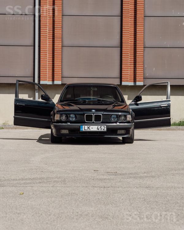 Melns BMW 730 1993 Rīga, ar dzinēja tilpumu 3.00 L un nobraukumu 282 tūkst. km par 11900 €, foto 7 vietnē AUTOMOTO.COM.LV