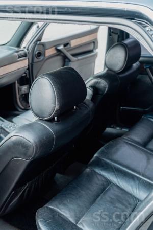 Melns BMW 730 1993 Rīga, ar dzinēja tilpumu 3.00 L un nobraukumu 282 tūkst. km par 11900 €, foto 10 vietnē AUTOMOTO.COM.LV