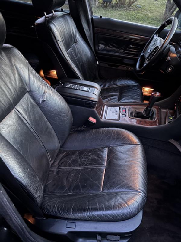 Melns BMW 730 1994 Rakvere, ar dzinēja tilpumu 3.00 L un nobraukumu 361 tūkst. km par 1900 €, foto 2 vietnē AUTOMOTO.COM.LV