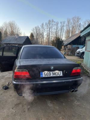 Black BMW 730 1994 in Rakvere, with an engine capacity of 3.00 L and mileage of 361 thousand km for 1900 €, photo 5 on AUTOMOTO.COM.LV