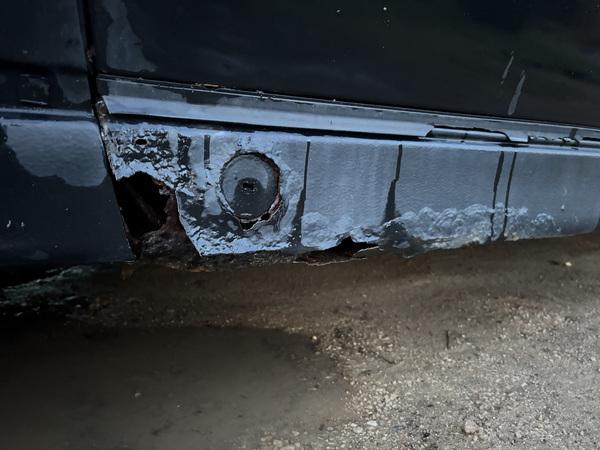 Melns BMW 730 1994 Rakvere, ar dzinēja tilpumu 3.00 L un nobraukumu 361 tūkst. km par 1900 €, foto 7 vietnē AUTOMOTO.COM.LV