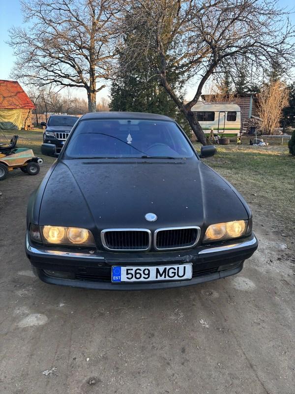 Melns BMW 730 1994 Rakvere, ar dzinēja tilpumu 3.00 L un nobraukumu 361 tūkst. km par 1900 €, foto 10 vietnē AUTOMOTO.COM.LV
