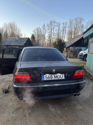Black BMW 730 1994 in Rakvere, with an engine capacity of 3.00 L and mileage of 361 thousand km for 1900 €, photo 14 on AUTOMOTO.COM.LV