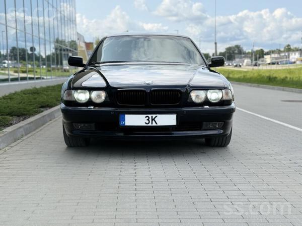 Melns BMW 730 1999 Rēzekne, ar dzinēja tilpumu 3.00 L un nobraukumu 0 tūkst. km par 7800 €, foto 1 vietnē AUTOMOTO.COM.LV