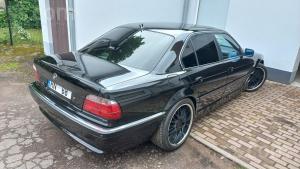 Melns BMW 730 2001 Liepāja, ar dzinēja tilpumu 3.00 L un nobraukumu 384 tūkst. km par 12500 €, foto 3 vietnē AUTOMOTO.COM.LV