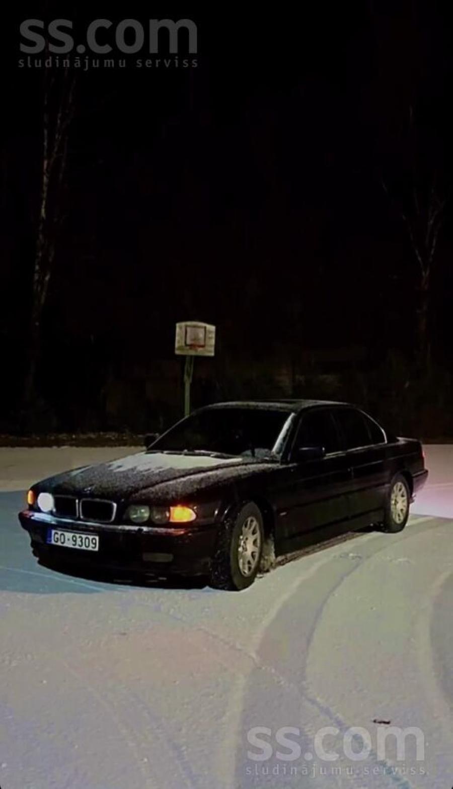 Black BMW 730 2001 in Liepaja, with an engine capacity of 3.00 L and mileage of 460 thousand km for 1500 €, photo 3 on AUTOMOTO.COM.LV