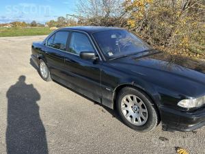 Black BMW 730 2001 in Liepaja, with an engine capacity of 3.00 L and mileage of 460 thousand km for 1500 €, photo 4 on AUTOMOTO.COM.LV