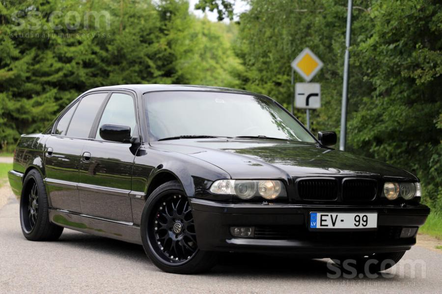 Black BMW 730 2001 in Tukums, with an engine capacity of 3.00 L and mileage of 0 thousand km for 7770 €, photo 1 on AUTOMOTO.COM.LV