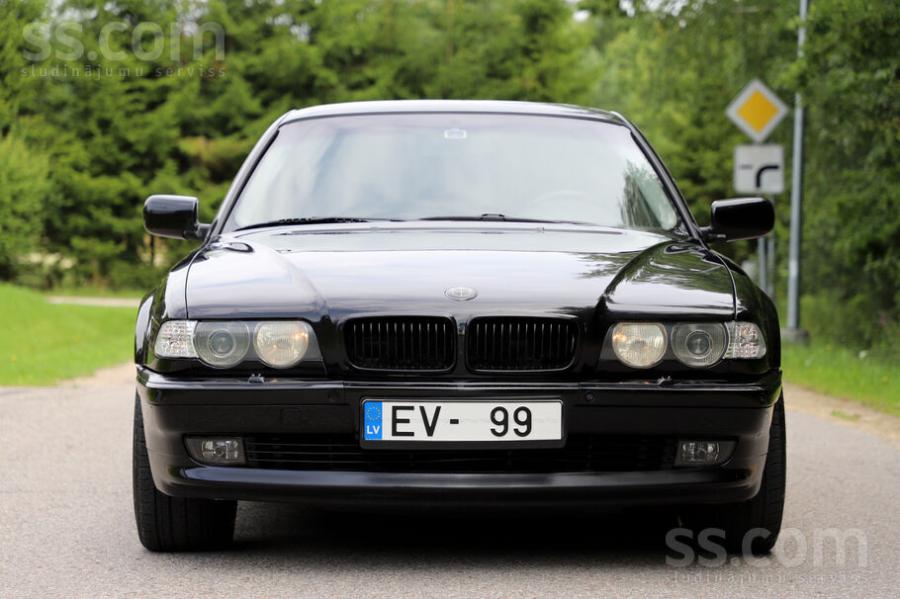 Black BMW 730 2001 in Tukums, with an engine capacity of 3.00 L and mileage of 0 thousand km for 7770 €, photo 9 on AUTOMOTO.COM.LV