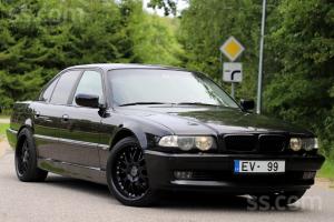 Melns BMW 730 2001 Tukums, ar dzinēja tilpumu 3.00 L un nobraukumu 0 tūkst. km par 7770 €, foto  vietnē AUTOMOTO.COM.LV
