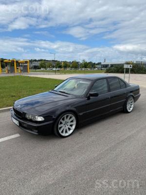 Melns BMW 730 2001 Liepāja, ar dzinēja tilpumu 3.00 L un nobraukumu 556 tūkst. km par 6600 €, foto 3 vietnē AUTOMOTO.COM.LV