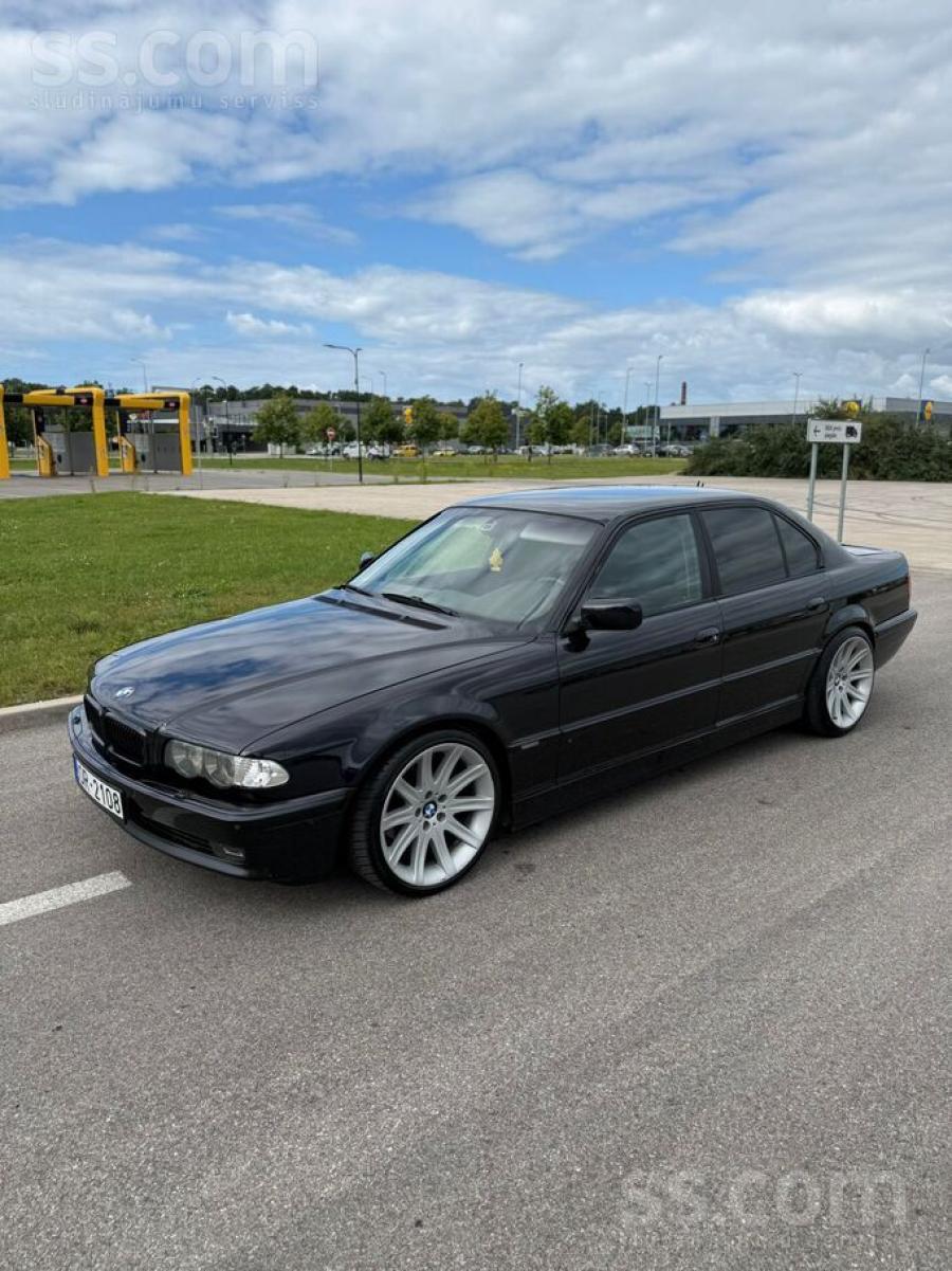 Melns BMW 730 2001 Liepāja, ar dzinēja tilpumu 3.00 L un nobraukumu 556 tūkst. km par 6600 €, foto 3 vietnē AUTOMOTO.COM.LV